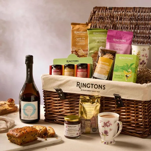 Win A Luxury Summer Picnic Hamper! - Silver Travel Advisor